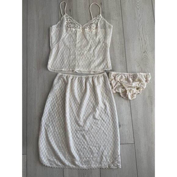 UndercoverWear | Intimates & Sleepwear | Undercover Wear Half Slip Size ...
